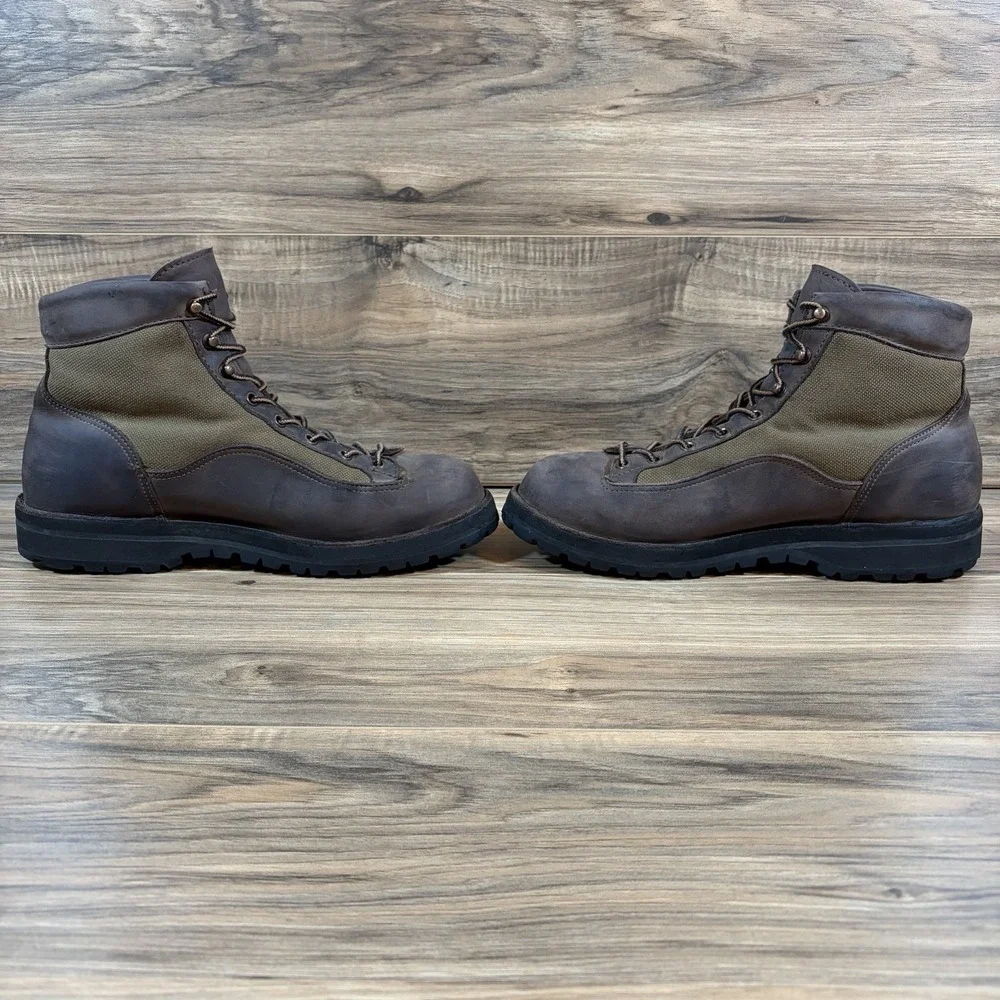 Danner | Shoes | Danner Light Ii Mens 95 D Brown Gtx Waterproof Hiking ...